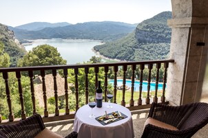 Quarto duplo superior, 2 camas de solteiro | Vista do quarto