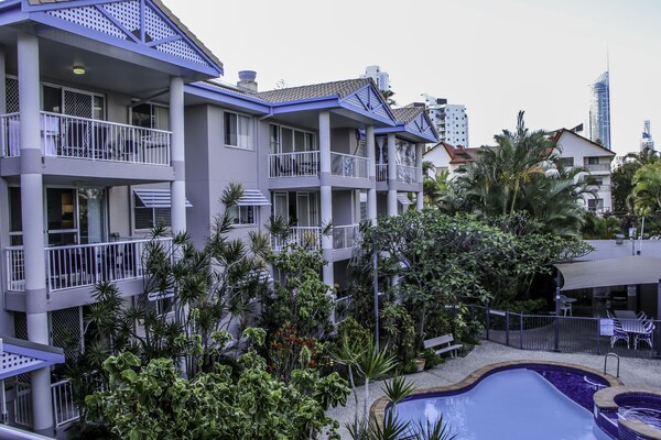 Surfers Paradise/broadbeach Apartment Ground Floor - Broadbeach