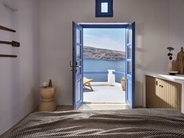 Superior Honeymoon Plunge Pool Suite with Sunset View | Vista do quarto