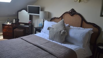 Quarto Duplo, casa de banho anexa (Small)