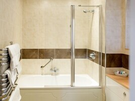 Suite, casa de banho anexa | Casa de banho