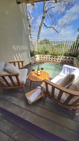 Deluxe Suite Hot Tub & Balcony | 1 quarto, roupa de alta qualidade, cofre no quarto 