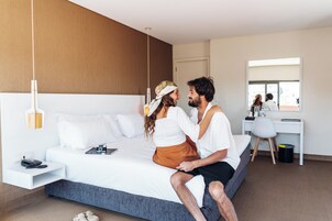 Cofre no quarto, secretária, Wi-fi grátis, roupa de cama fornecida 