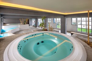 Sauna, banho turco, massagens desportivas, esfoliações corporais 