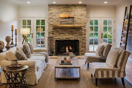 Sala de estar do lobby. Seal Cove Inn