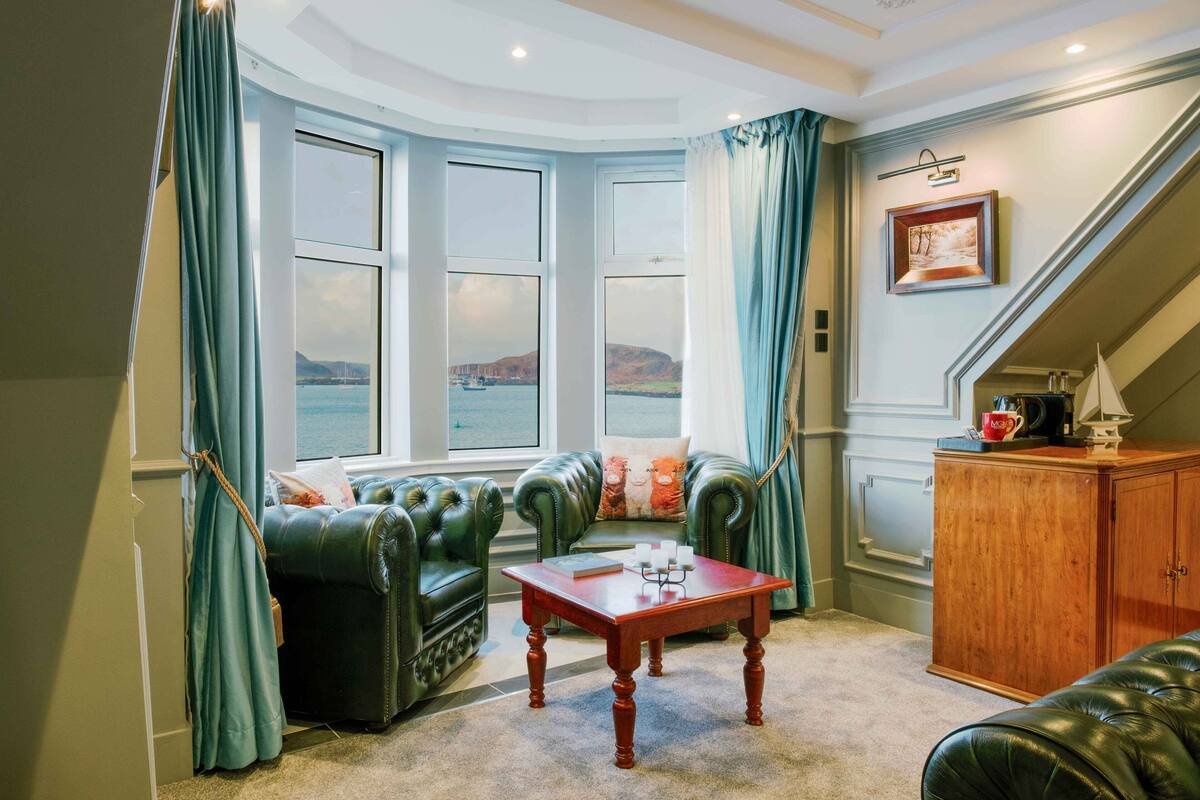 Queen Mary Suite | Vista para o lago