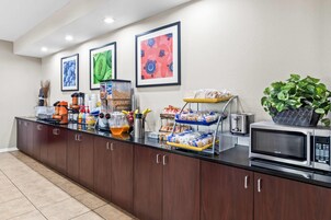 Pequeno-almoço takeaway diário incluído 