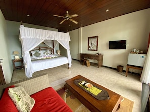 Quarto Deluxe | Minibar, cofre no quarto, secretária, camas desdobráveis 