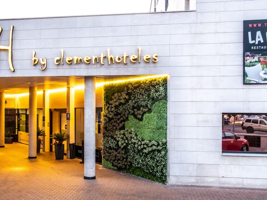 Fachada da propriedade