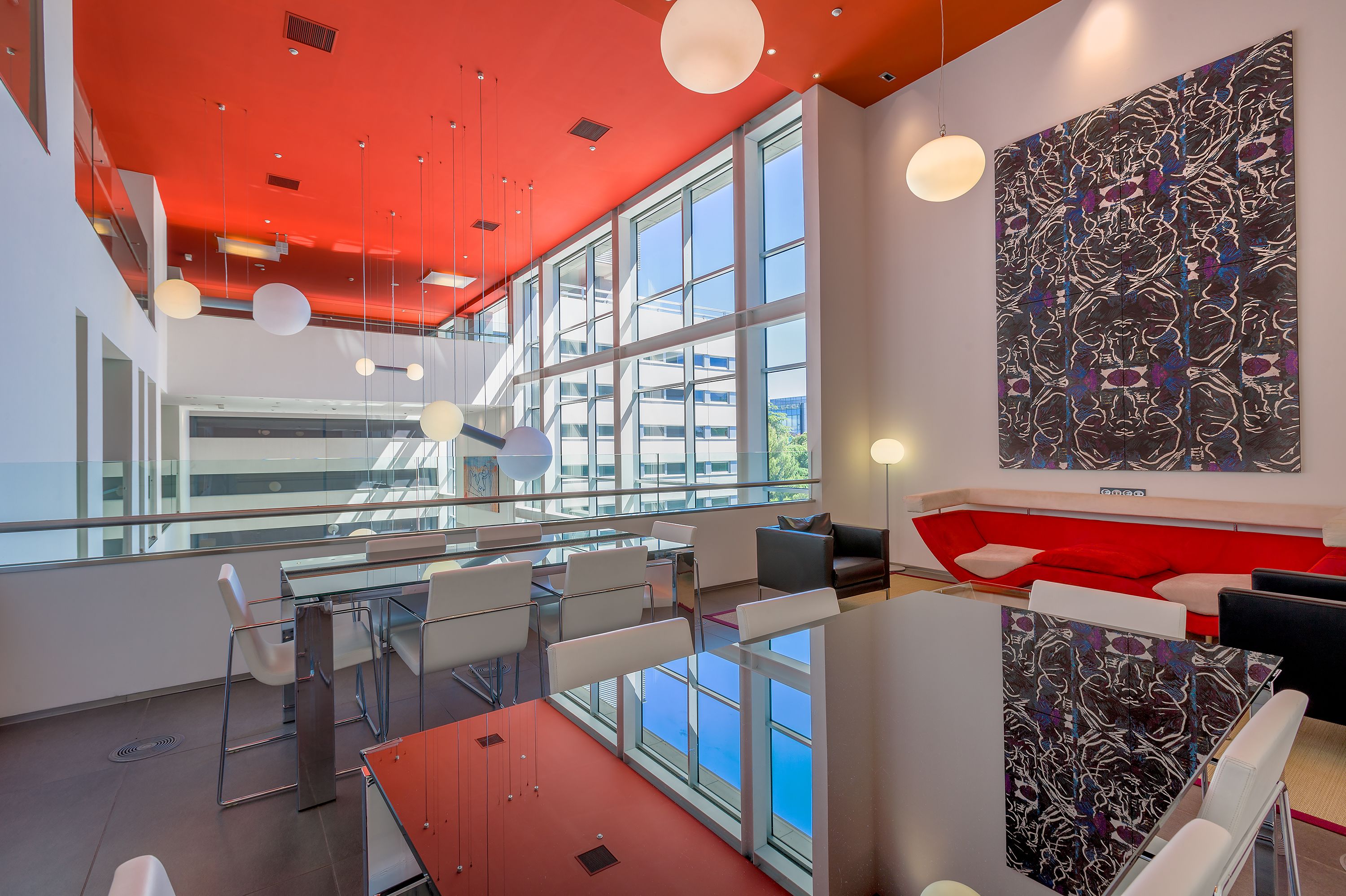 TV LCD 43 polegadas com canais via satélite, TV, Netflix