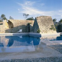 3 piscinas externas, guarda-sóis, espreguiçadeiras