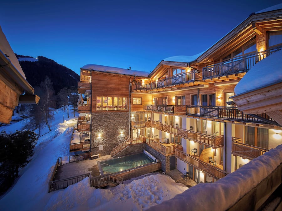 Fachada da propriedade