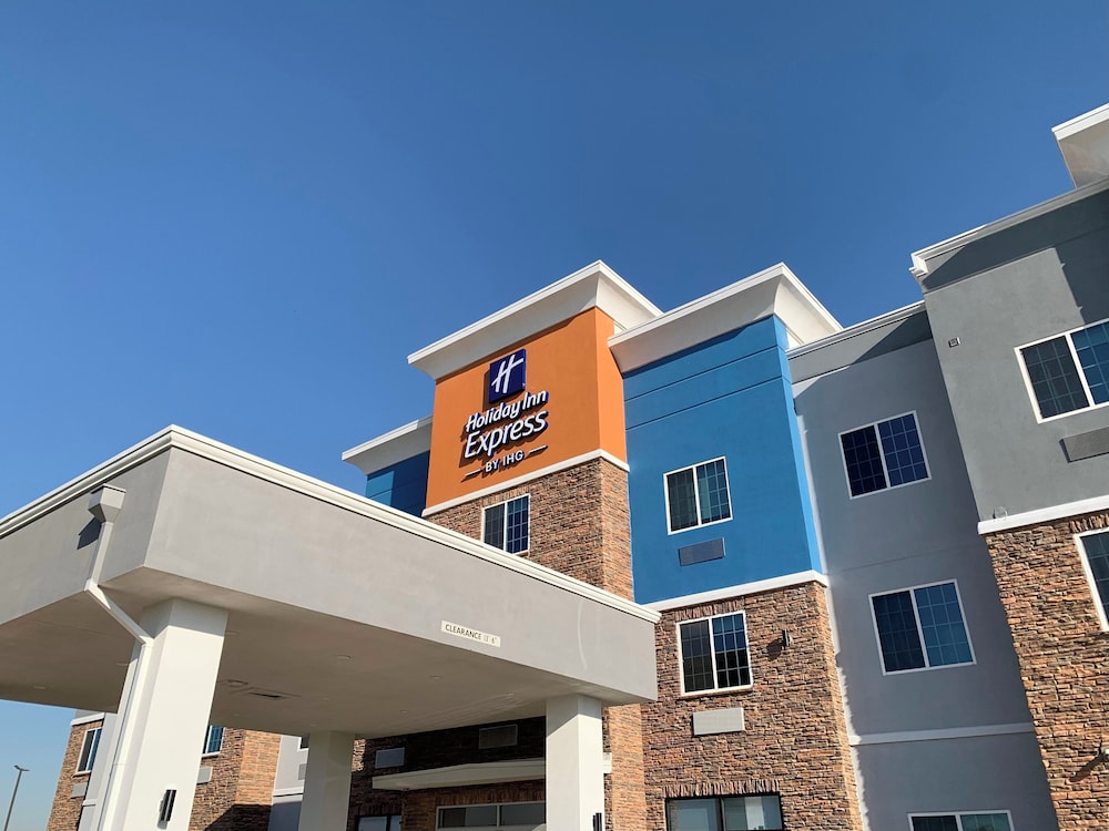 Holiday Inn Express & Suites Bridgeport By Ihg - Decatur, TX