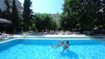 Piscina exterior
