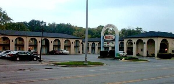 Stardust Motel Reviews, Deals & Photos 2023 - Expedia