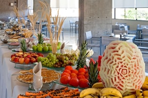 Almoços e jantares servidos 