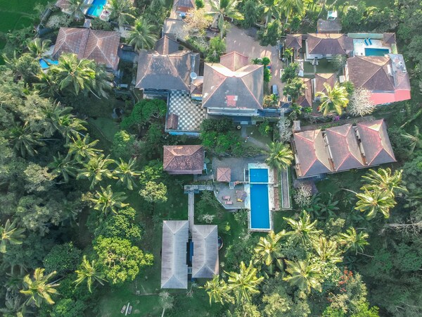 Puri Saron Hotel Madangan - Bali