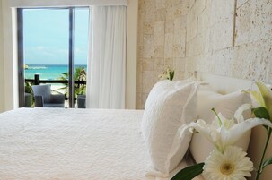 Condo premium, 3 quartos, vista para o oceano | Roupas de cama premium, camas Tempur-Pedic, cofres nos quartos