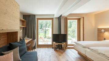 Quarto Duplo Comfort, 1 quarto, junto ao jardim | 1 quarto, roupa hipoalergénica, edredões de penas, cofre no quarto