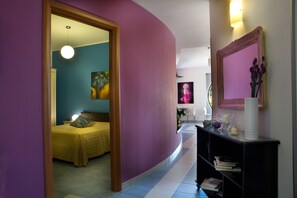 Quarto casal de uso individual | Corredor