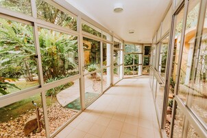 Tratamentos corporais, aromaterapia, massagens com pedras quentes