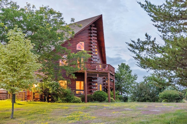 Point Au Roche Lodge - Cumberland Bay State Park, Plattsburgh