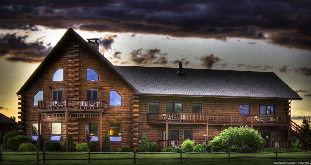 Point Au Roche Lodge - Plattsburgh, NY