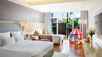 Quarto Deluxe, 1 cama king-size e sofá-cama, varanda (Family) | 1 quarto, roupa de alta qualidade, edredões de penas