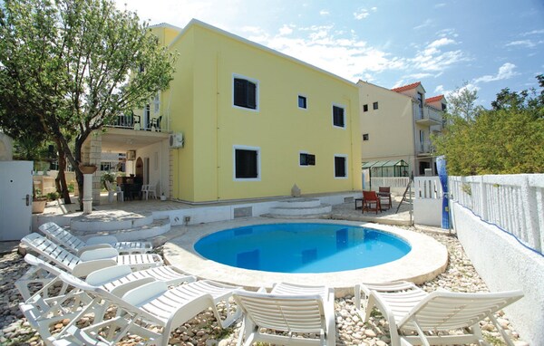 Dragan´s Den Hostel - Korčula