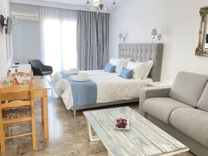 Suite-Estúdio Comfort | Roupa de alta qualidade, camas de colchão Tempur-Pedic, cofre no quarto 