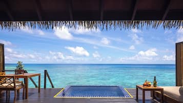 Villa, banheira de hidromassagem (Sunrise Water, Private Pool) | Terraço/pátio interior