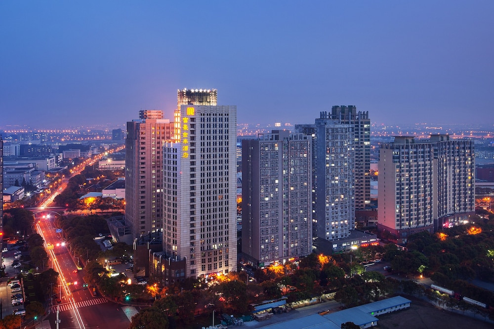 Regal Jinfeng Hotel - Shanghái
