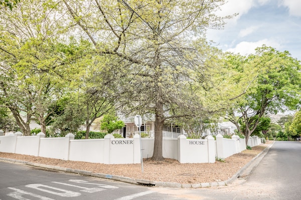 Corner House Residence - Franschhoek