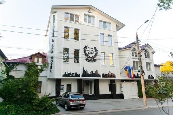 Hotel Olsi - Chișinău