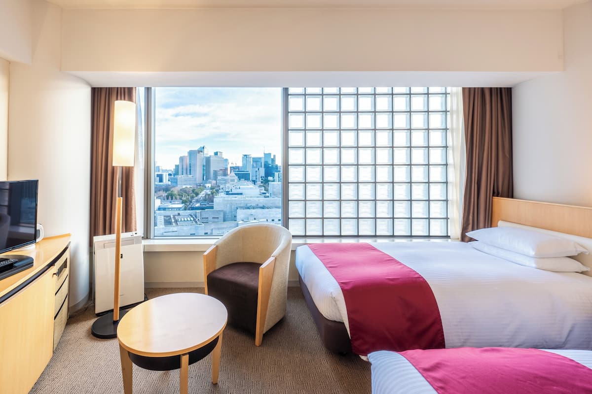 Quarto duplo standard, para não fumantes (Palace Side) | Edredons de pluma, cofres nos quartos, escrivaninha, cortinas blackout