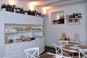 Pequeno-almoço inspirado na cozinha local incluído 
