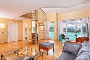 Duplex família, 2 quartos, 2 banheiros, vista para a montanha | Cortinas blackout, Wi-Fi de cortesia, roupa de cama