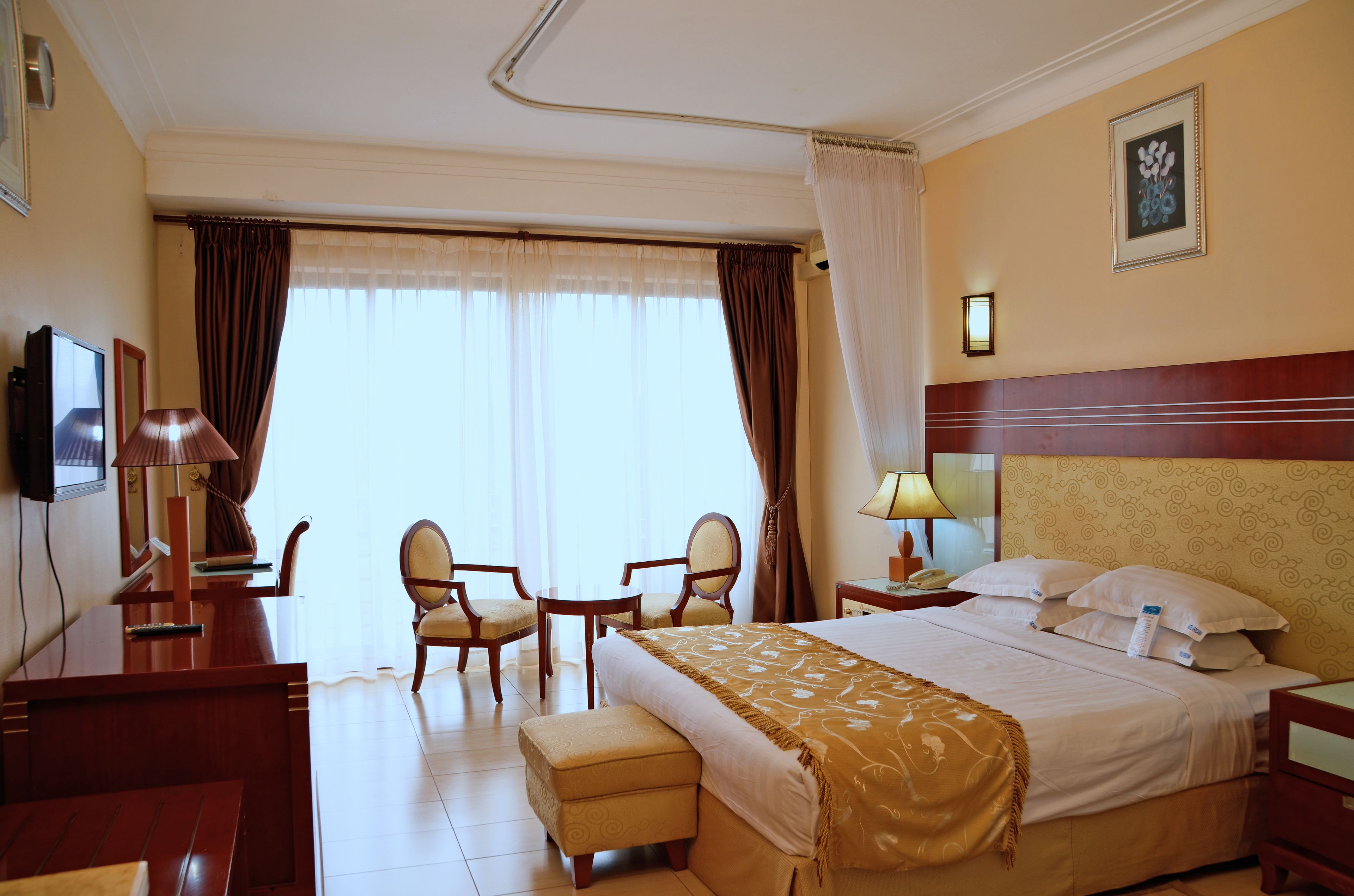 1 quarto, roupas de cama premium, cofres nos quartos, escrivaninha