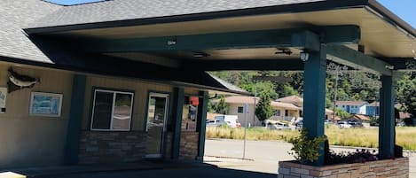 Fachada da propriedade