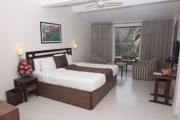 Abad Copper Castle - Munnar