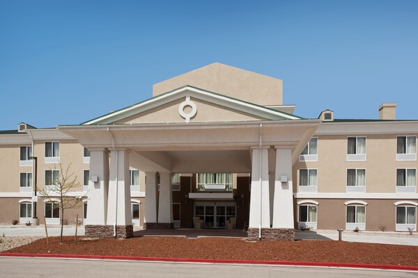 Holiday Inn Express Hotel & Suites Lamar By Ihg - Colorado