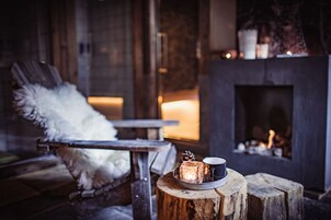 Massagens de pedras quentes, massagens musculares profundas