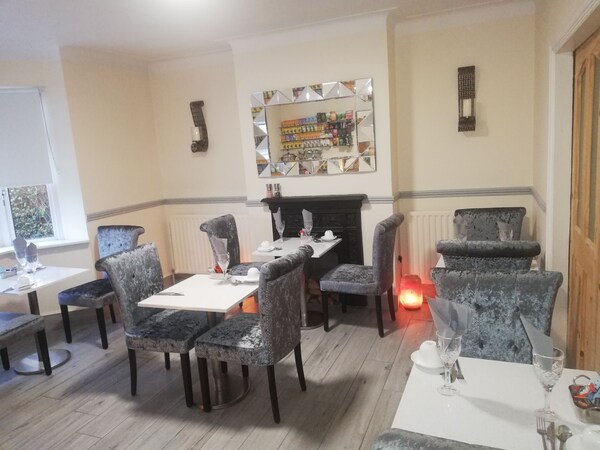 Flyover Bed And Breakfast - South Dublin