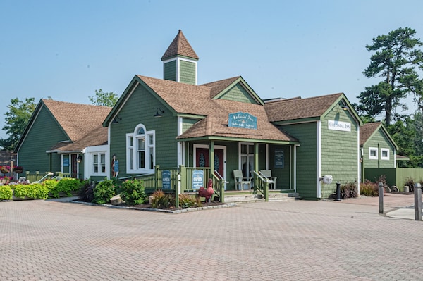 Colonial Inn - New Jersey