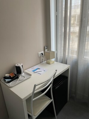 Quarto casal | Roupas de cama premium, frigobar, cofres nos quartos, escrivaninha