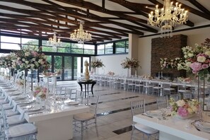 Espaço interior para casamentos