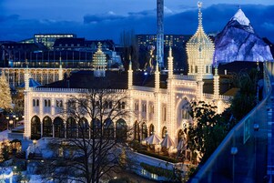 Fachada do alojamento (tarde/noite)