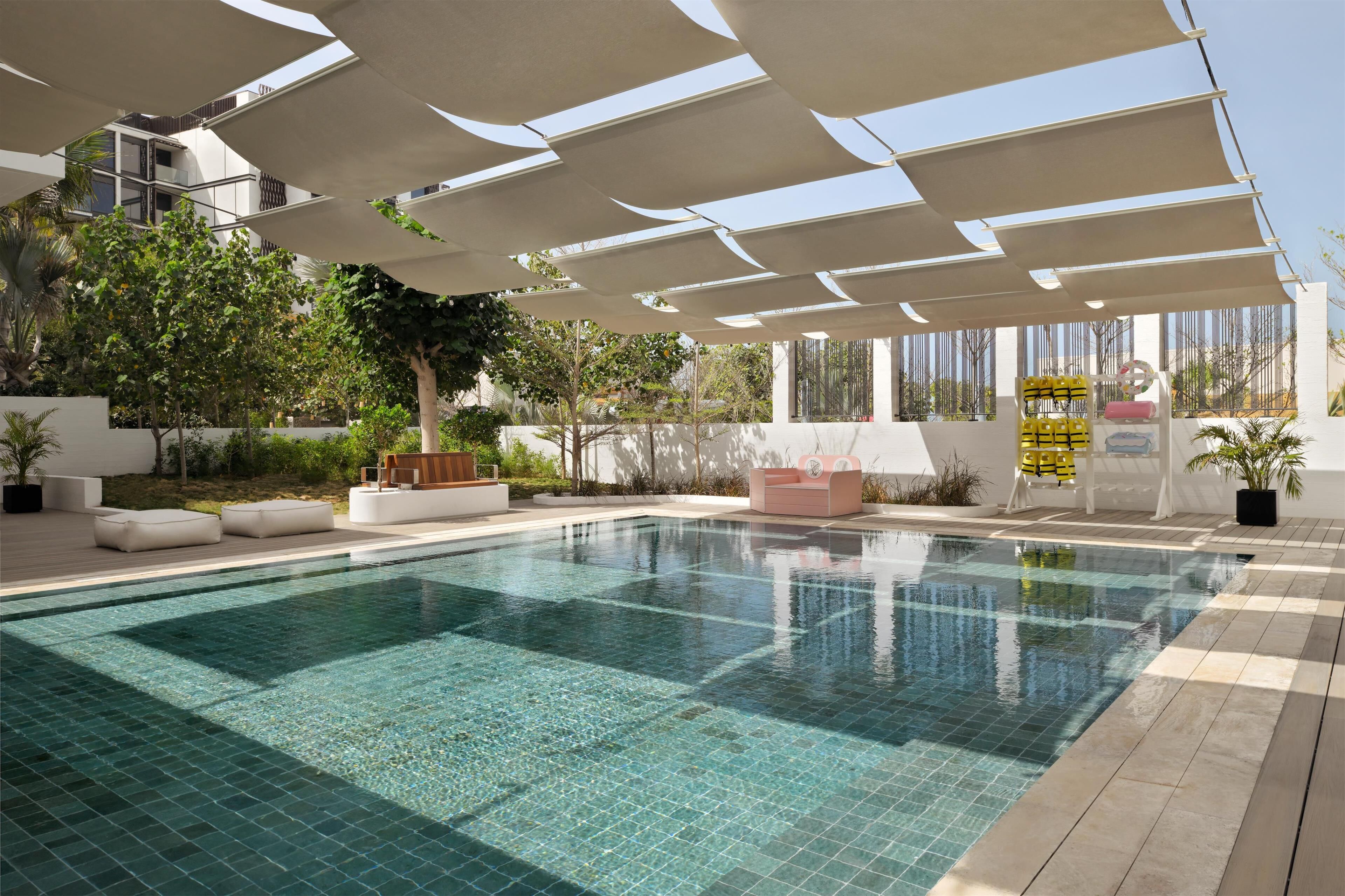 2 piscinas exteriores, da(s) 7:00 à(s) 19:00, toldos gratuitos 