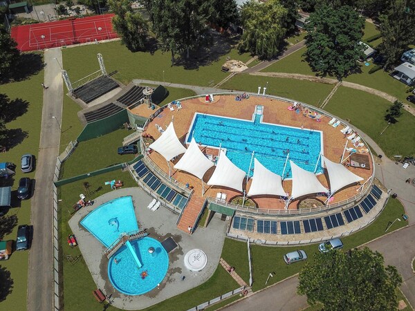 Happy Camp Mobile Homes In Füred Camping - Csopak