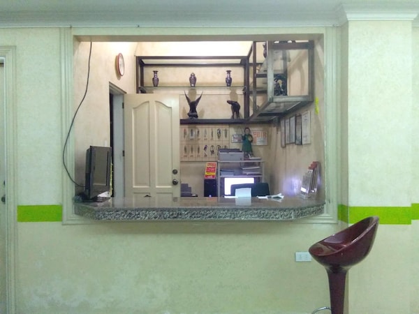 Praferosa Resort - Calamba